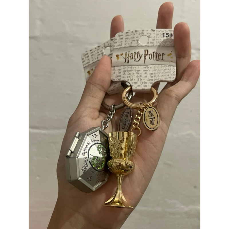 Jual Keychain Miniso x Harry Potter Horcrux Slytherin & Horcrux Piala ...