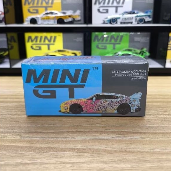 Jual MINI GT GTR R35 LBWK KUMA | Shopee Indonesia
