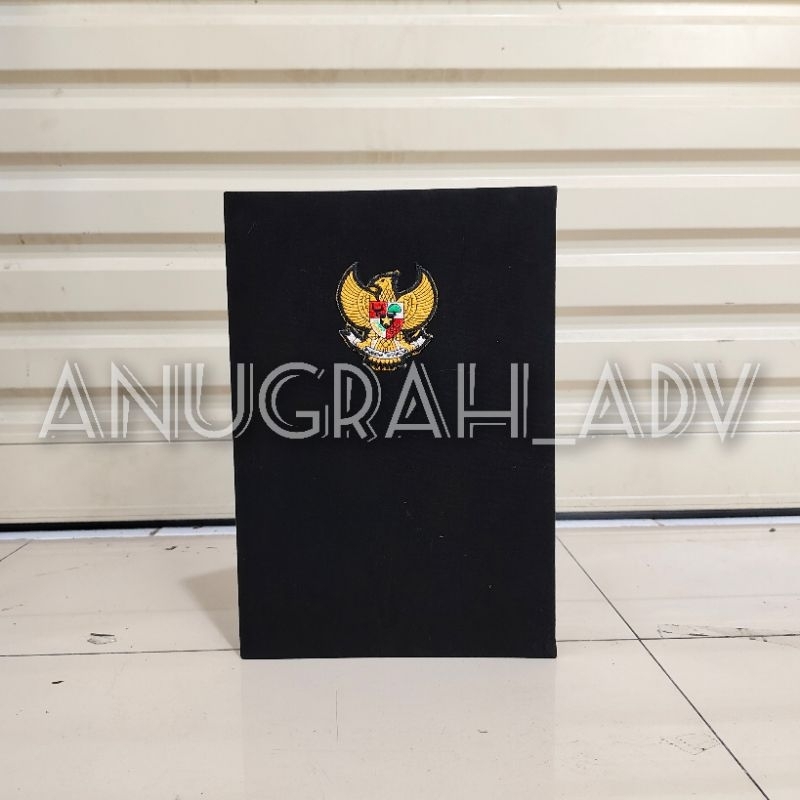 Jual map beludru map upacara map kantor map sekolah map upacara logo ...