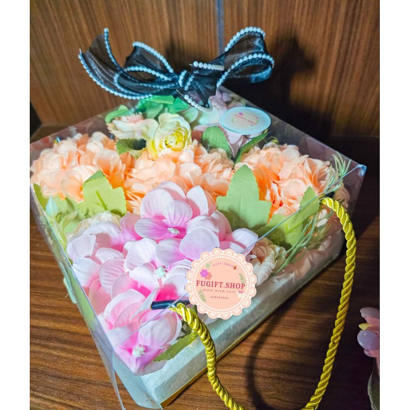 Jual kotak box bunga unik/kotak bunga artifical/bunga palsu/hadiah unik ...