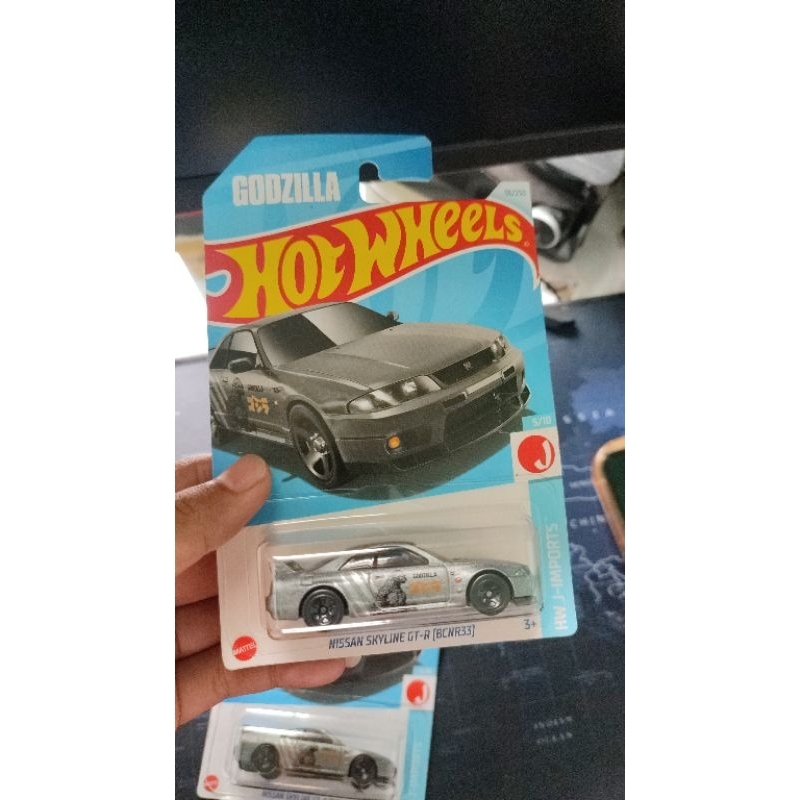 Jual hotwheels Godzilla Nissan Skyline R33 gray | Shopee Indonesia