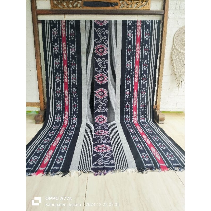 Jual kain tenun Jepara motif mawar abu | Shopee Indonesia