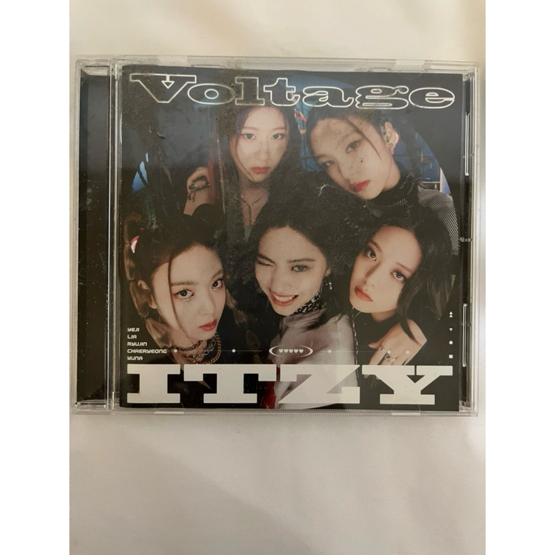 Jual ALBUM ONLY ITZY VOLTAGE | Shopee Indonesia