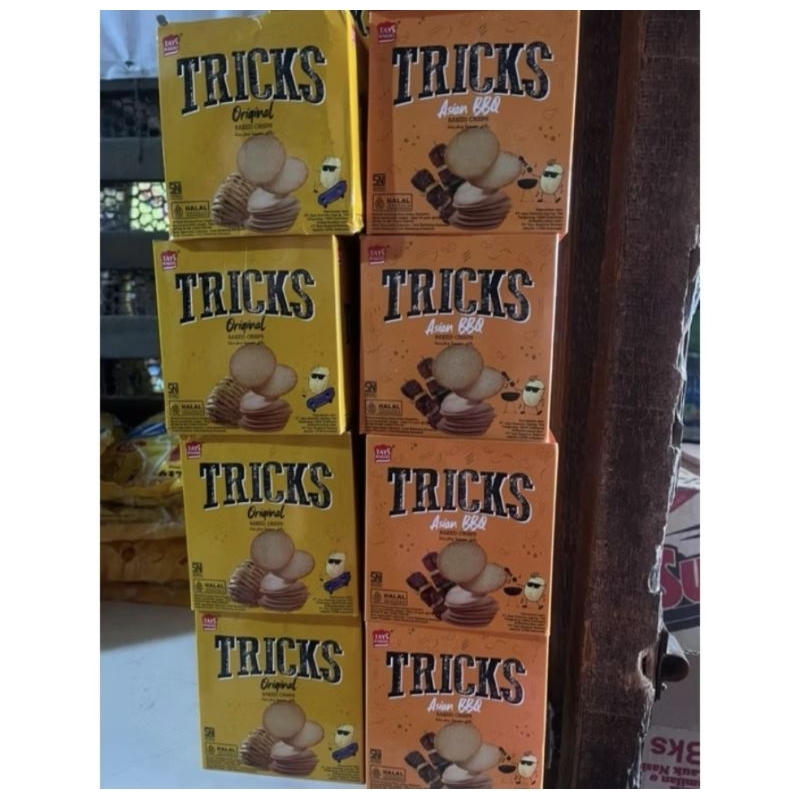 Jual TRICKS BISKUIT 1 BOX ISI 10 BUNGKUS | Shopee Indonesia