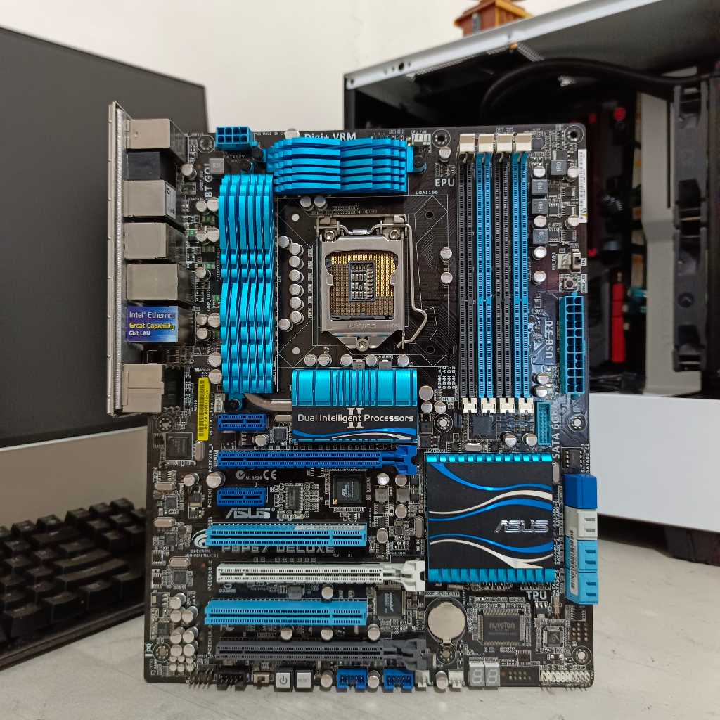 Jual Motherboard Asus P67 Deluxe Edition LGA 1155 Support i7 3770K ...