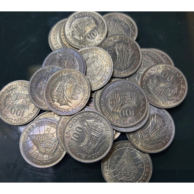 Jual KOIN 100 RUPIAH TIPIS 1978 WAYANG RUMAH GADANG KINCLONG ORIGINAL ...