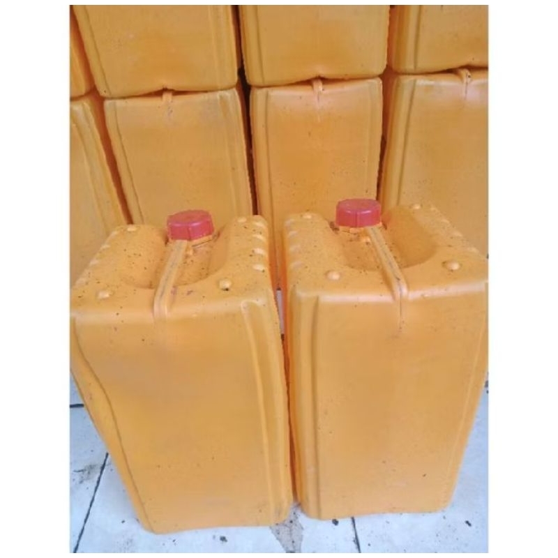 Jual jerigen bekas minyak 20L dan 18L sudah dicuci bersih mewah ...