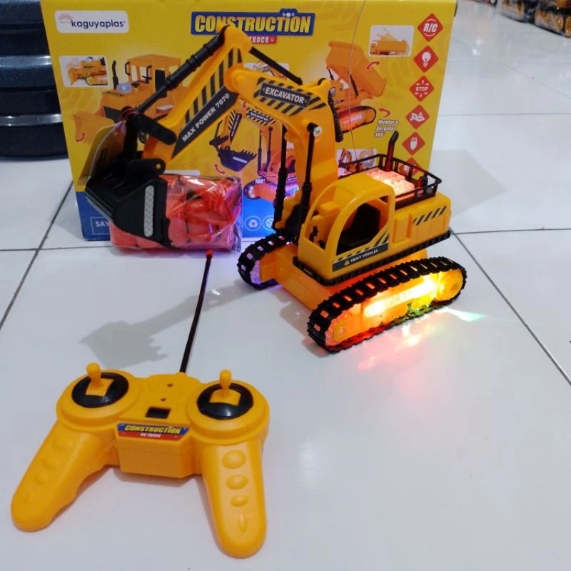 Jual Mainan Anak Remote Control Konstruksi EXCAVATOR Ada Lampu / Mainan ...
