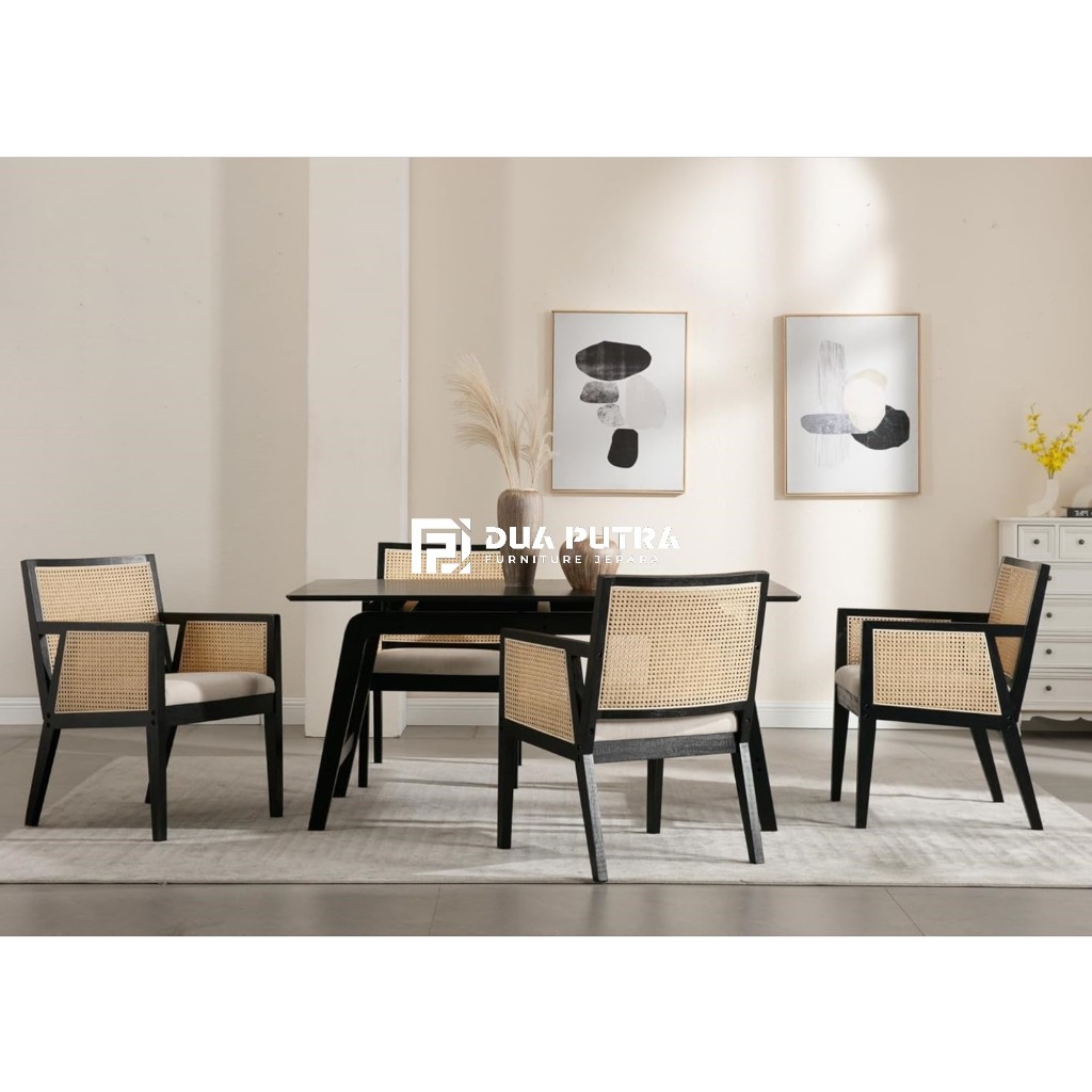Jual Meja makan minimalis modern kayu jati 4 kursi mix rotan dudukan busa jok | Shopee Indonesia