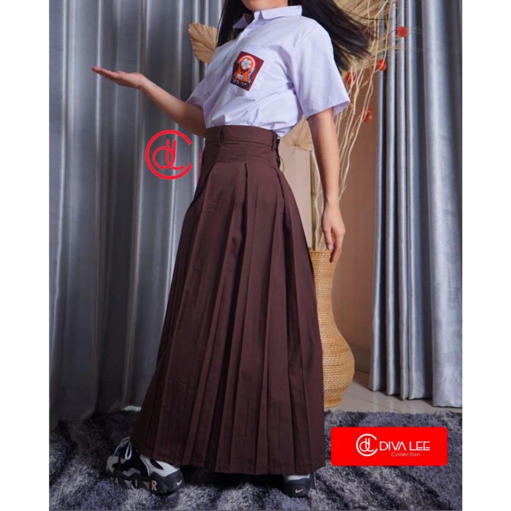 Jual DIVA LEE Amanda Rok Seragam Sekolah Pramuka Rempel Warna Cokelat ...