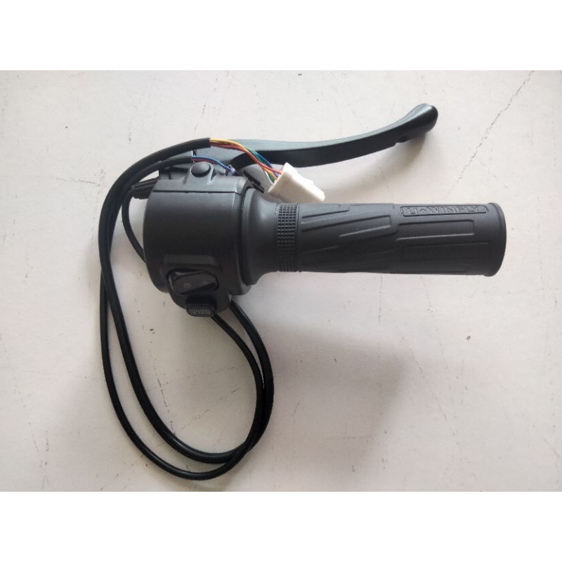 Jual HANDLE GAS KANAN&KIRI UWINFLY ORIGINAL | Shopee Indonesia