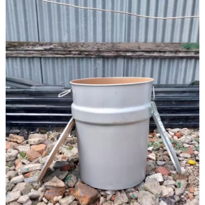 Jual ember besi 25 liter/ember sampah/tempat sampah/tempat bakar sampah ...