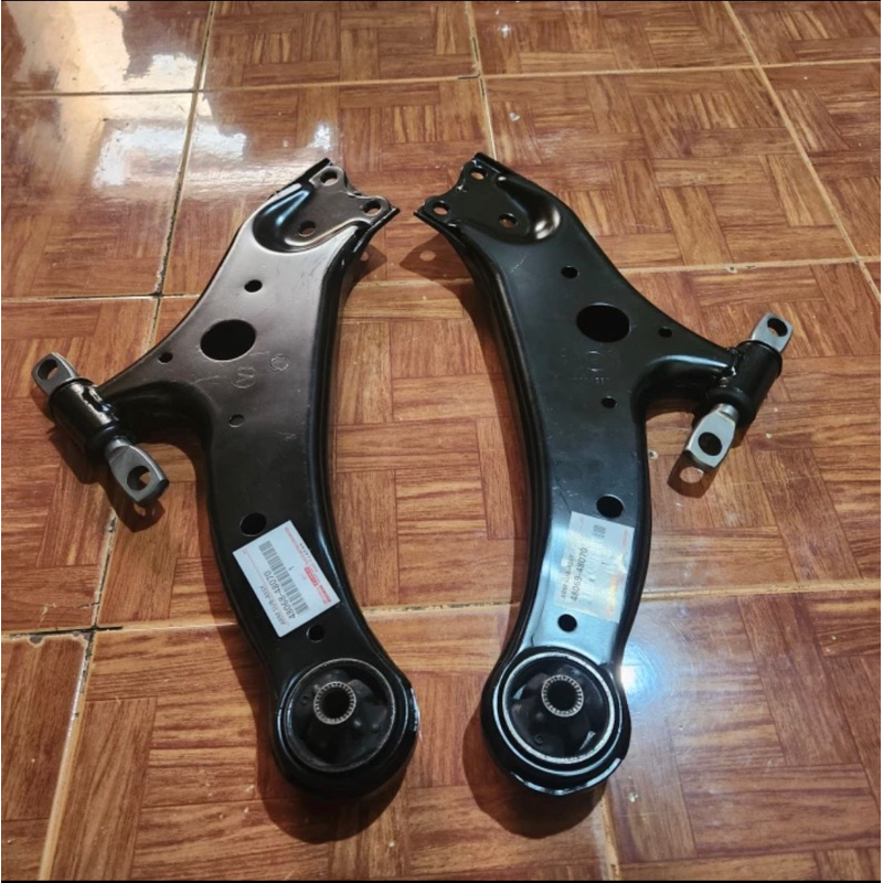 Jual Lower arm assy sayap bawah komplit toyota lexus RX270 RX350 RX200 ...