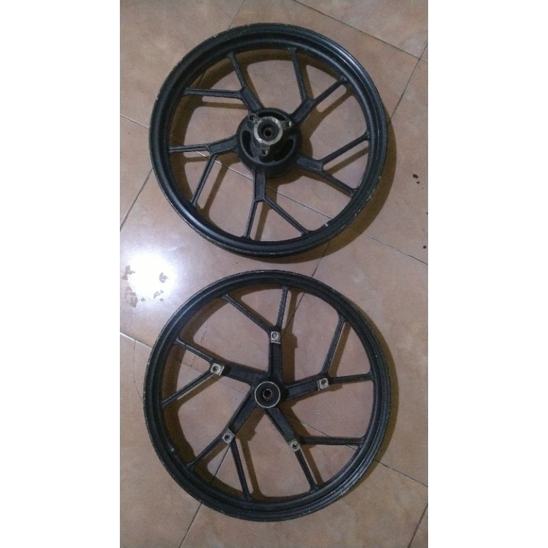 Jual Velg standar Satria Fu Injeksi Original | Shopee Indonesia