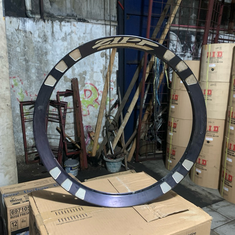Jual VELG ZIPP HITAM RING 17 UKURAN 140 | Shopee Indonesia