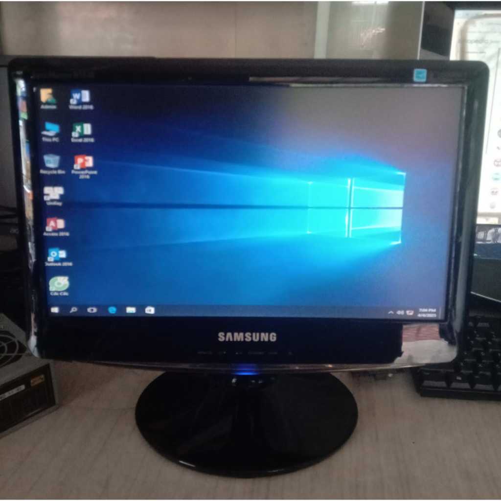 Jual lcd monitor samsung syncmaster b1630n kondisi ok | Shopee Indonesia