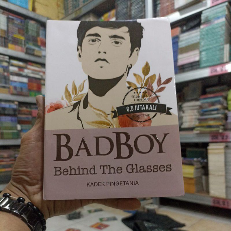 Jual BUKU NOVEL / BADBOY BEHIND THE GLASSES / ORIGINAL | Shopee Indonesia