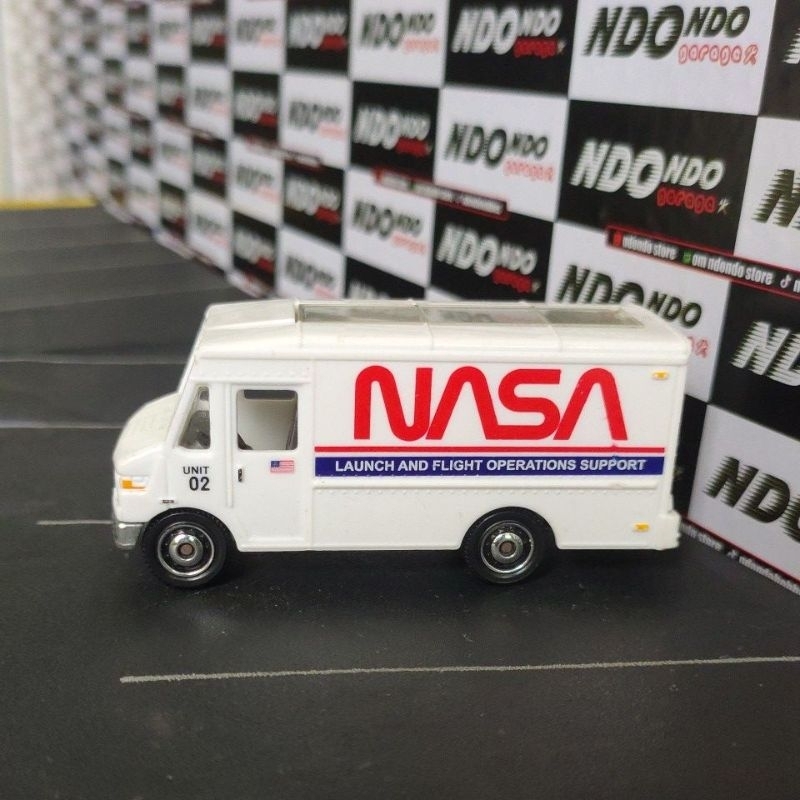Jual Matchbox Express Delivery White NASA 2nd Loose - 2019 MBX Service ...