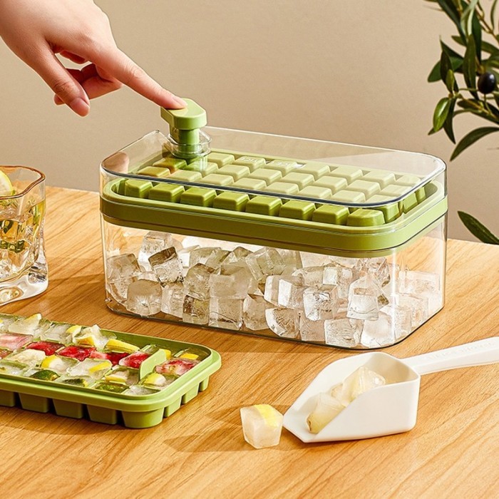 Jual Cetakan Es Batu Kristal / Ice Cube Maker 32 Praktis / Alat Cetalan ...