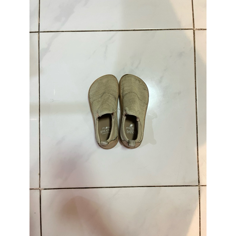 Jual Pyopp PORO Barefoot Sneakers (preloved) | Shopee Indonesia