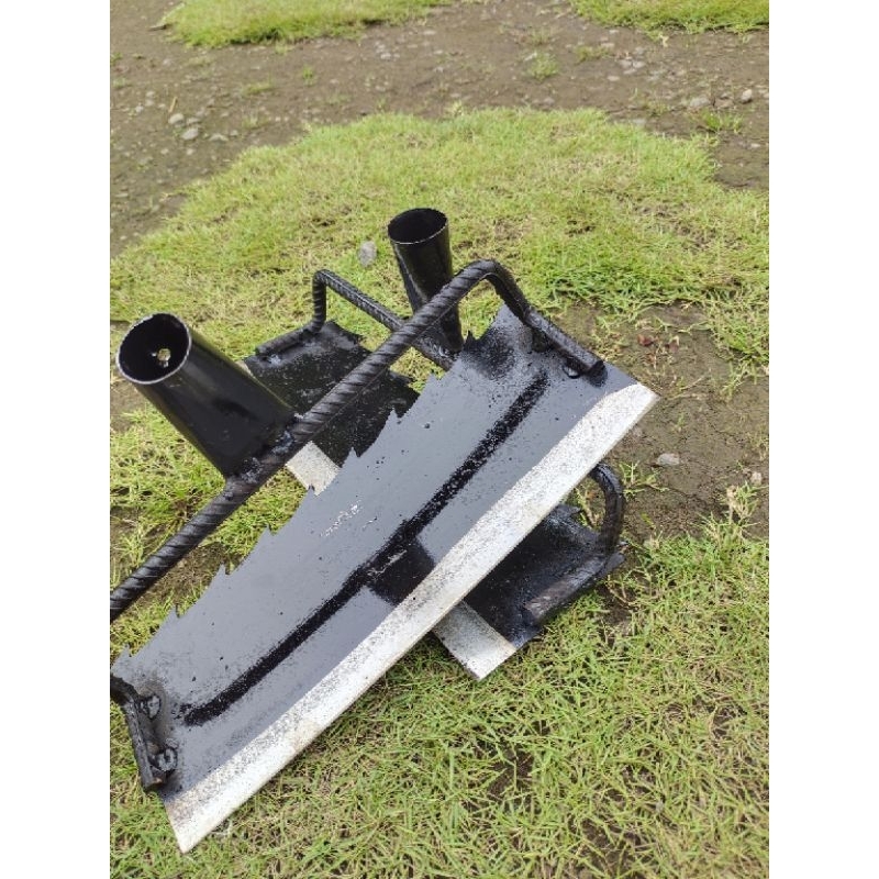 Jual Alat Garuk Rumput Liar JUMBO Cangkul Gulma L 30cm | Shopee Indonesia