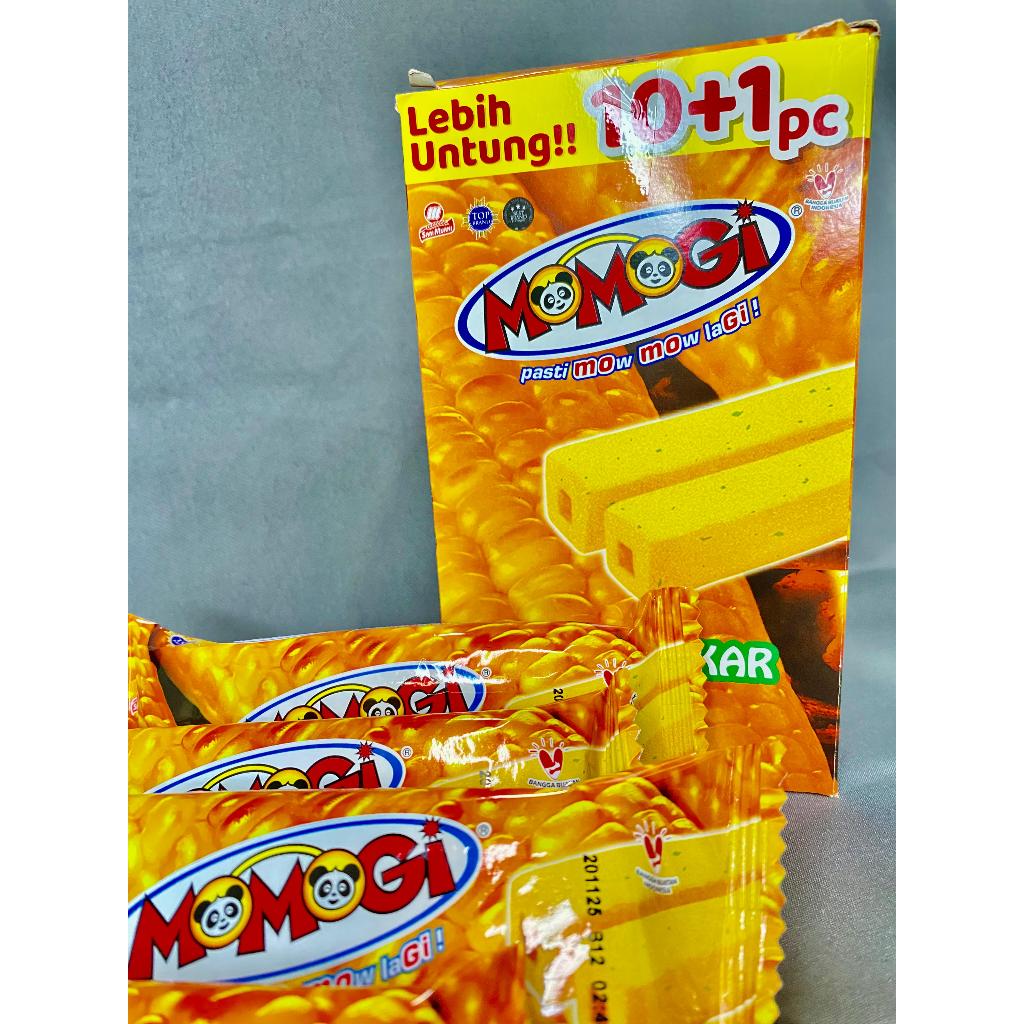 Jual MOMOGI SNACK MAKANAN RINGAN 10 PCS 1 BOX | Shopee Indonesia