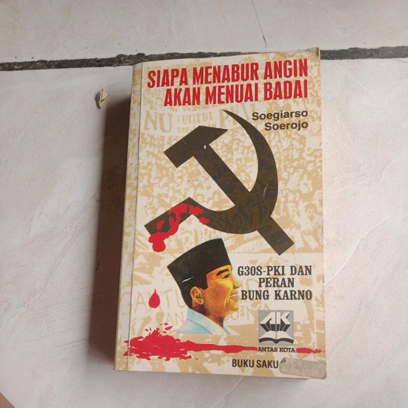 Jual Buku siapa menabur angin akan menuai badai | Shopee Indonesia