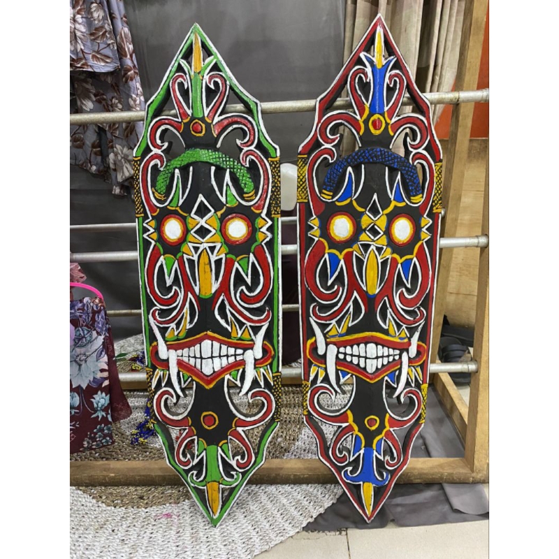 Jual PERISAI DAYAK TALAWANG - TALAWANG DAYAK - TAMENG KAYU DAYAK ...