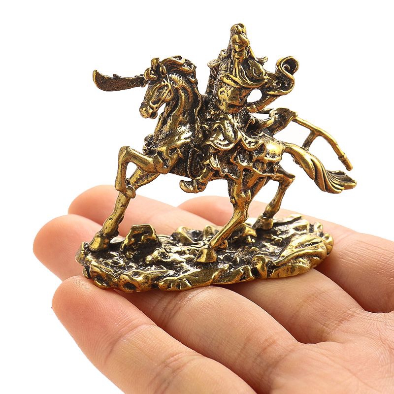 Jual Figure Dewa Perang Guan Gong / Kwan Kong Berkuda - Guan Yu Statue ...