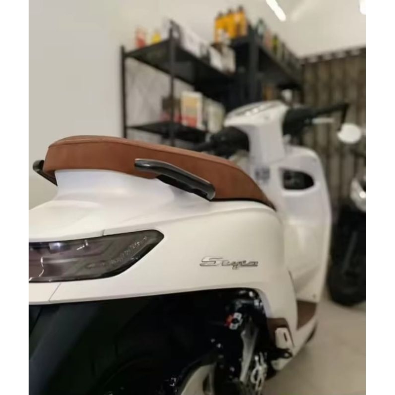 Jual behel Honda Stylo model vespa/behel belakang Honda stylo,GENIO ...
