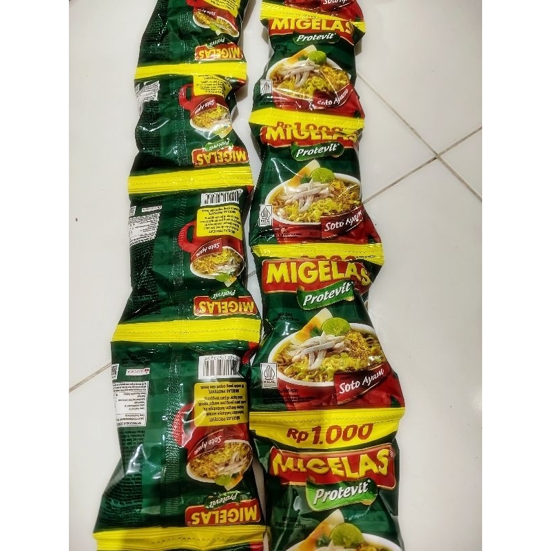 Jual Migelas Protevit Soto Ayam 1 renceng isi 15 pcs | Shopee Indonesia