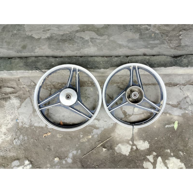 Jual velg veleg veleh velah pelk pelek roda resing depan belakang ...