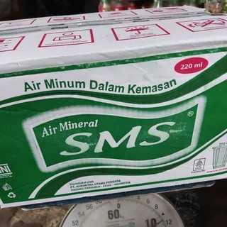 Jual Air Mineral Gelas Per Dus Terlengkap & Harga Terbaru September ...