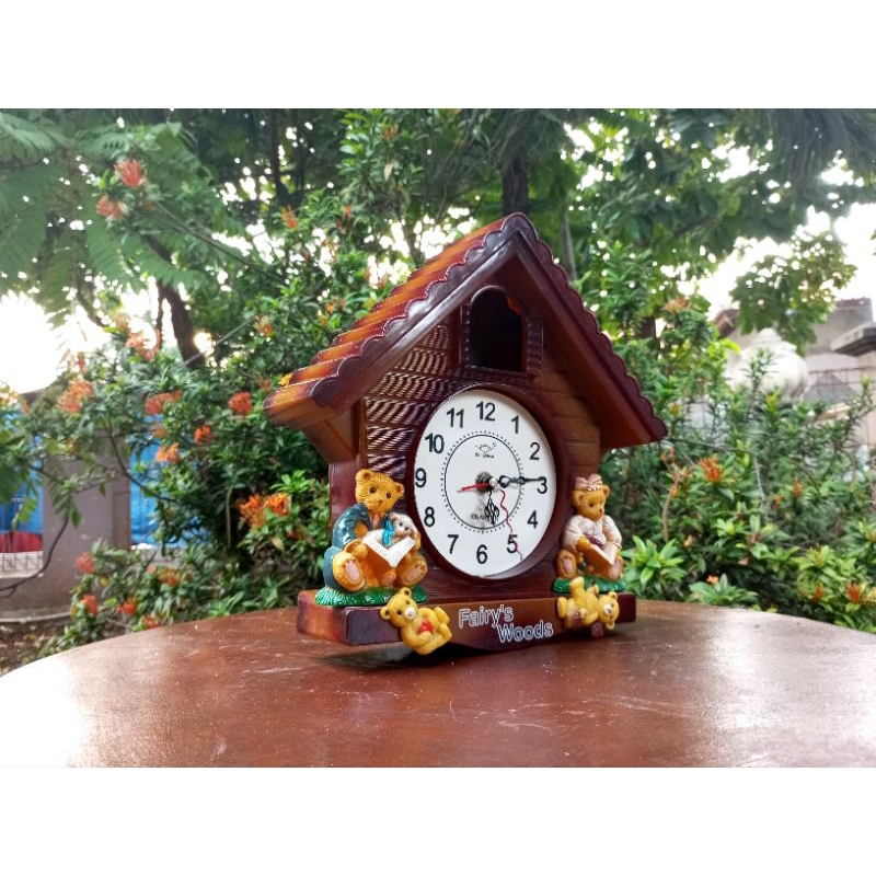 Jual Jam Dinding Kikuk Antik Vintage Lawas Tua Kuno Retro Kondisi Mati ...