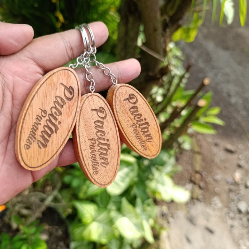 Jual Custom Gantungan Kunci Kayu Oval Model Ukir Grafir | Shopee Indonesia