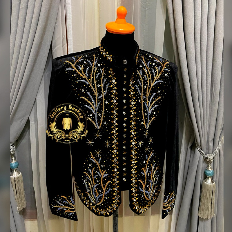 Jual Beskap pengantin jawa bludru hitam payet gold combi biru | Shopee ...