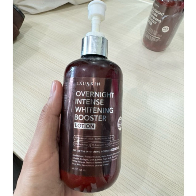 Jual preloved Lauskin Overnight Whitening Lotion Hyaluronic Niacinamide ...