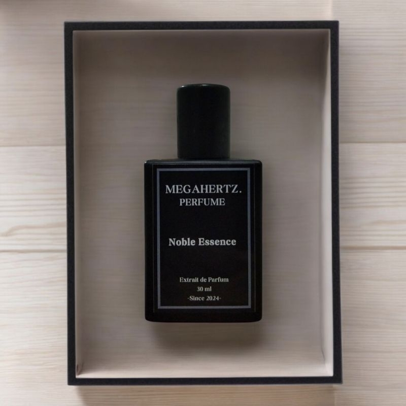 Jual Noble Essence | Extrait de Parfum | Megahertz Perfume | Shopee ...