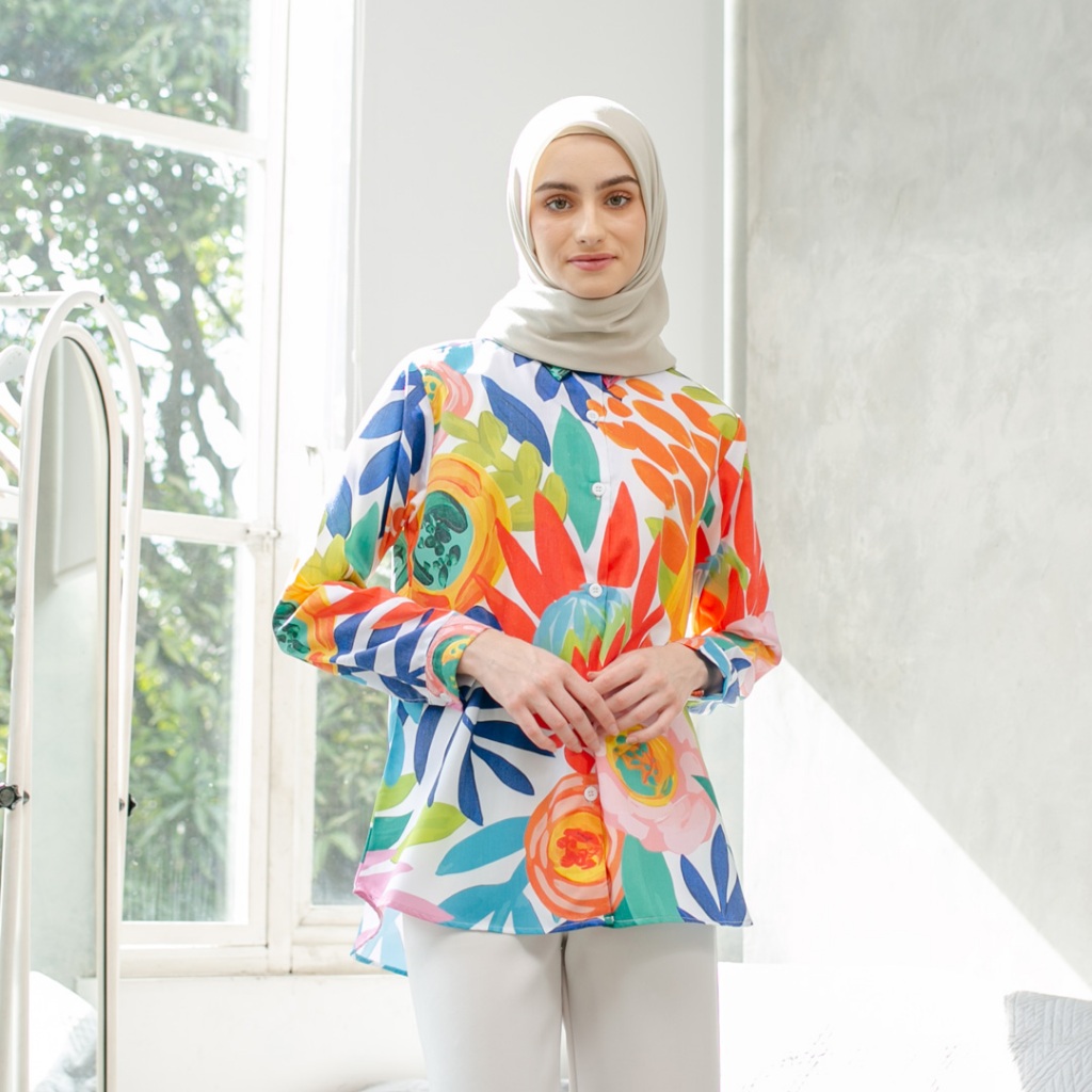 Jual Atasan Wanita Kemeja Motif Full print HANA by Ameela.KL Bahan ...