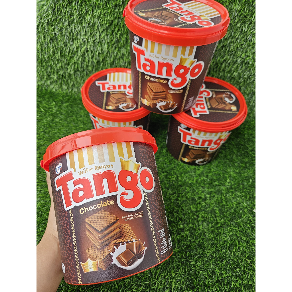 Jual WAFER TANGO JAR RASA CHOCOLATE 1 KARTON ISI 6 | Shopee Indonesia