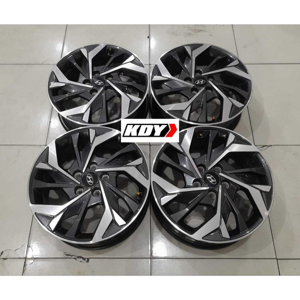 Jual Velg Ori Copotan Bekas Mobil STD HYUNDAI CRETA R17 Hole 5X114,3 ...