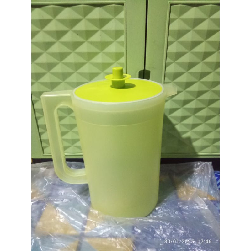 Jual teko pitcher microwave jug jadul import tupperware | Shopee Indonesia