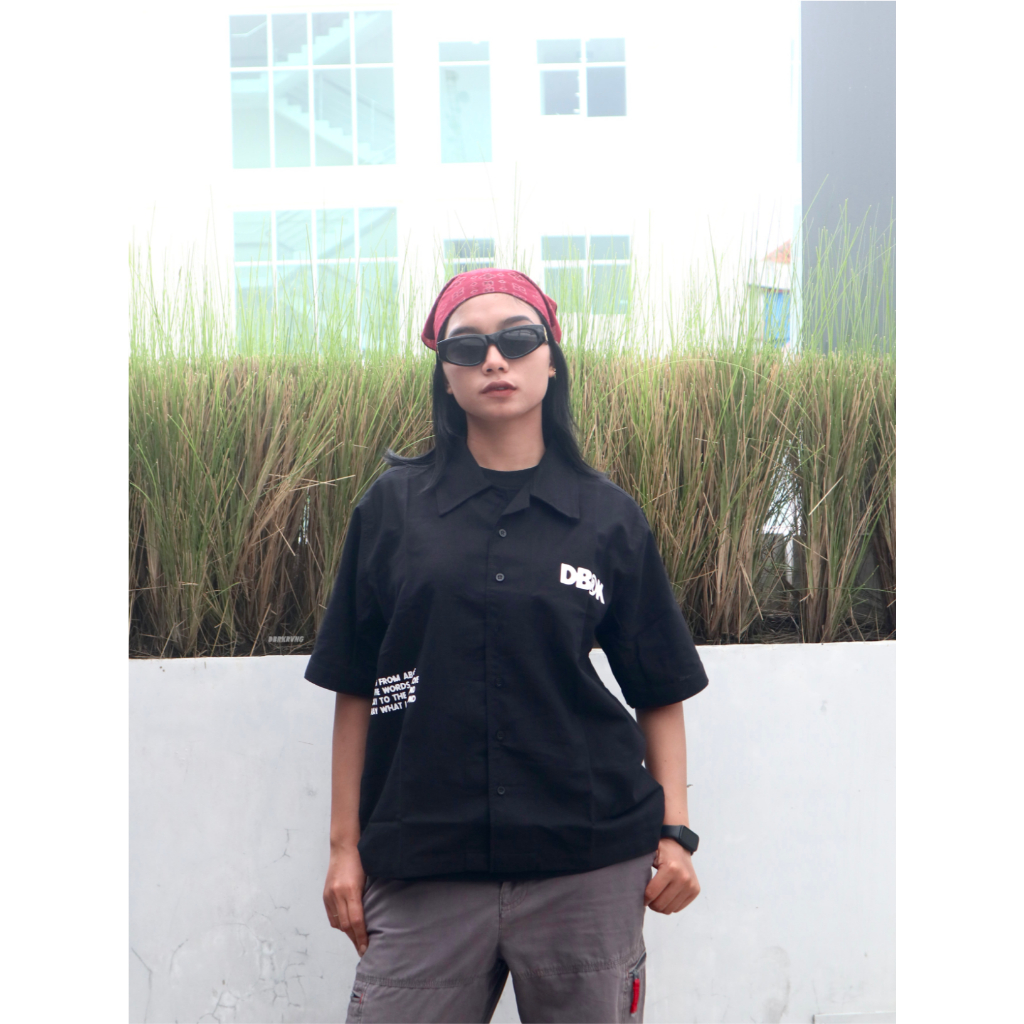 Jual REVEAL SHIRT - OVERSIZED BOXY - DBRK RVNG - KEMEJA PENDEK LINEN - BLACK | Shopee Indonesia