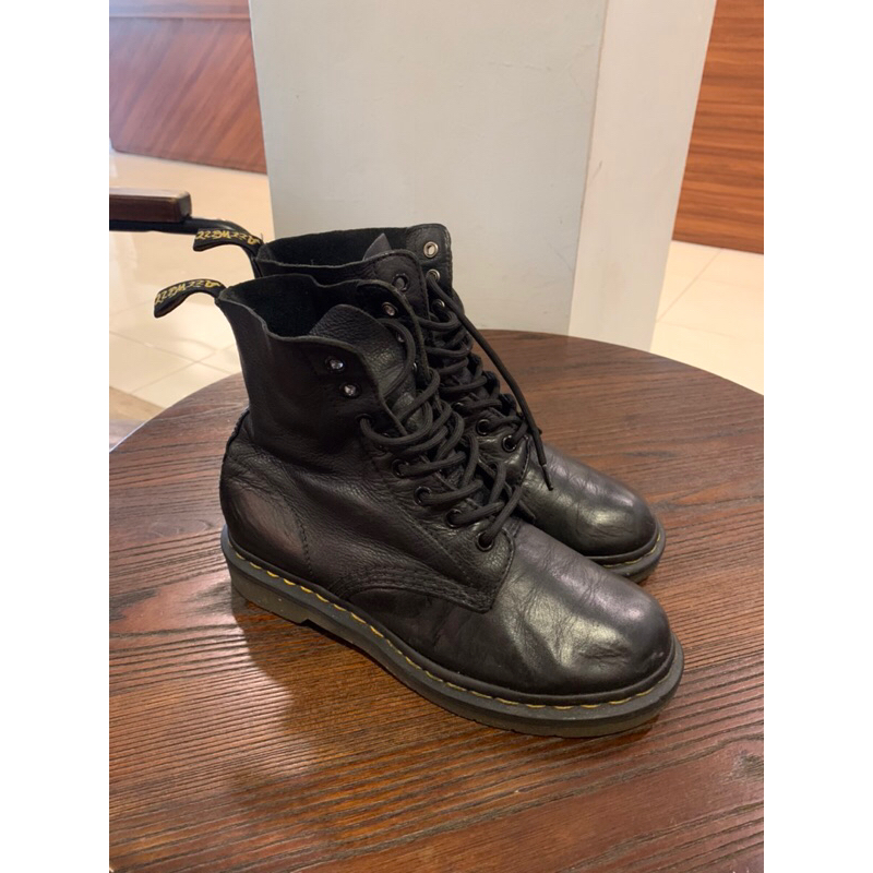 Jual Dr. Martins 1461 (SECOND) | Shopee Indonesia