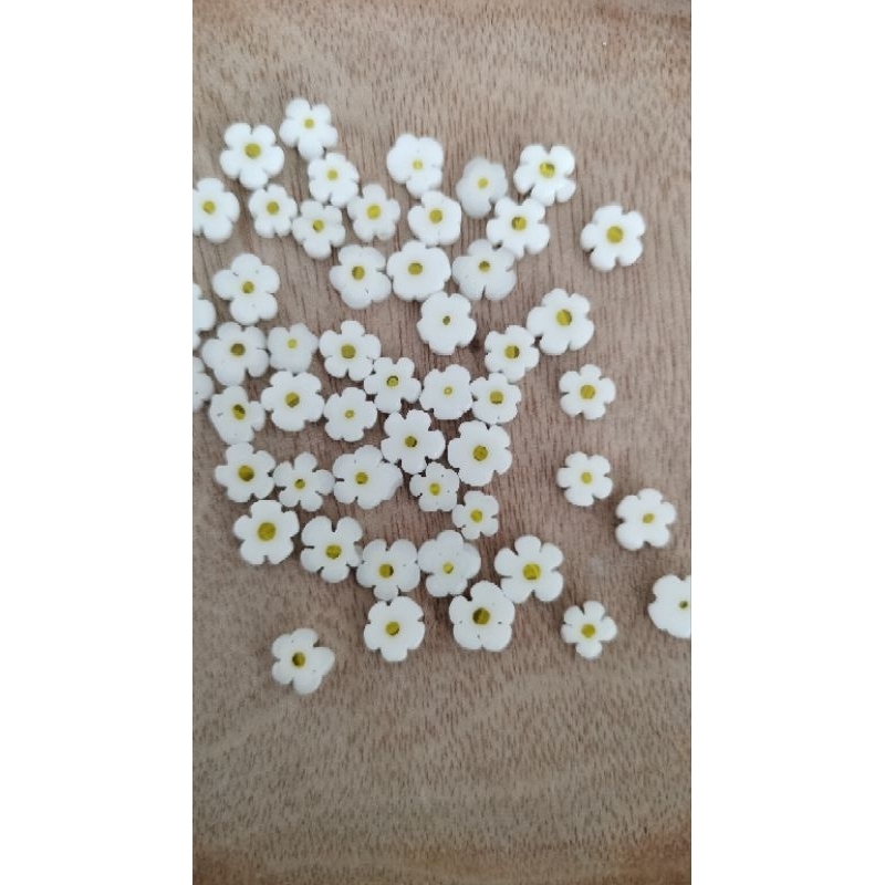 Jual Manik Daisy - Mote Bunga - 1pc | Shopee Indonesia