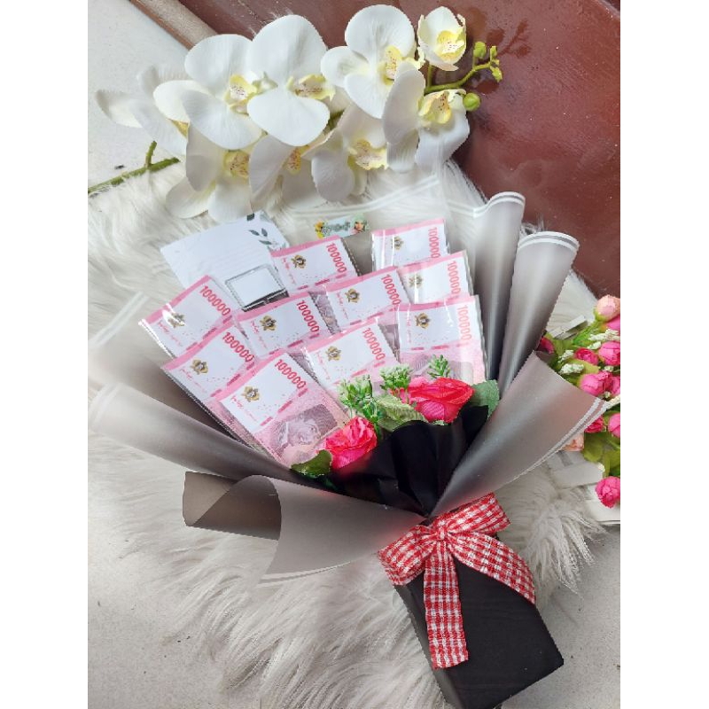 Jual Buket uang 10 lembar kosongan dengan bunga | Shopee Indonesia