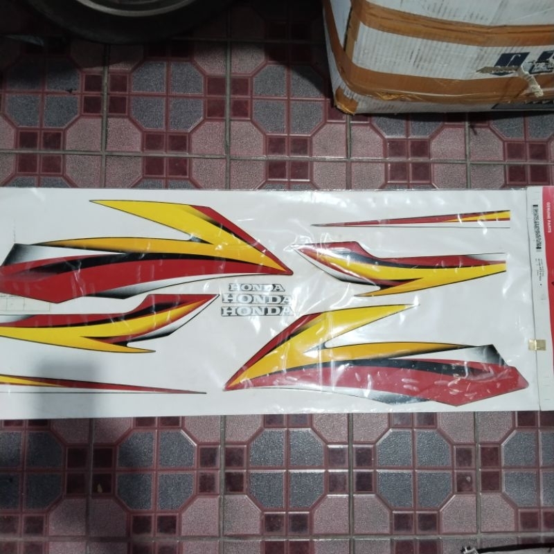 Jual 871X0-KEG-870ZA STRIPING GL MAX 2003/ 2004/2005 black red original ...