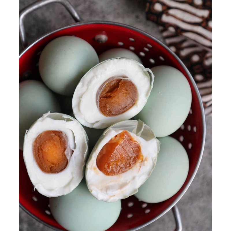 Jual Telur Asin isi 5 psc size ( BESAR )Asli Merah Gurih Bikin NAGIH ...