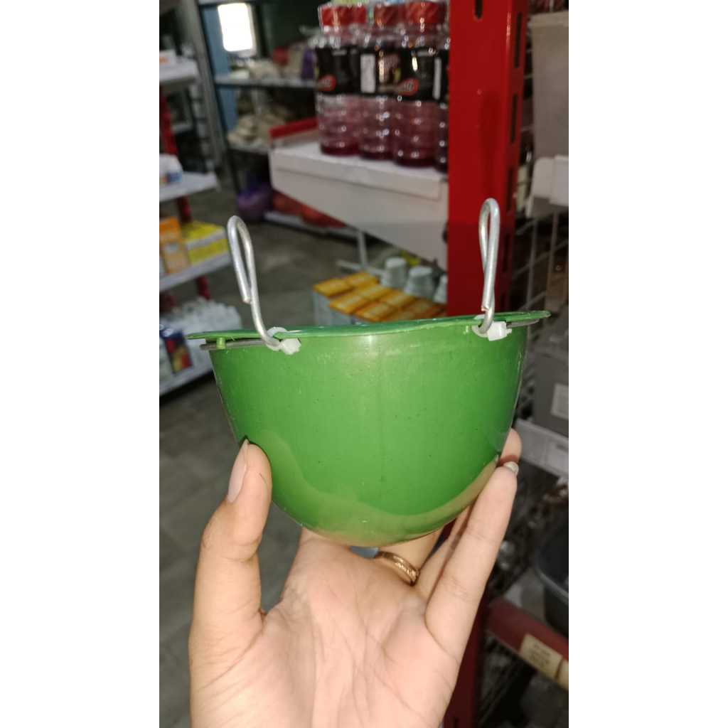 Jual batok plastik batok tempat makan minum burung batok plastik ...