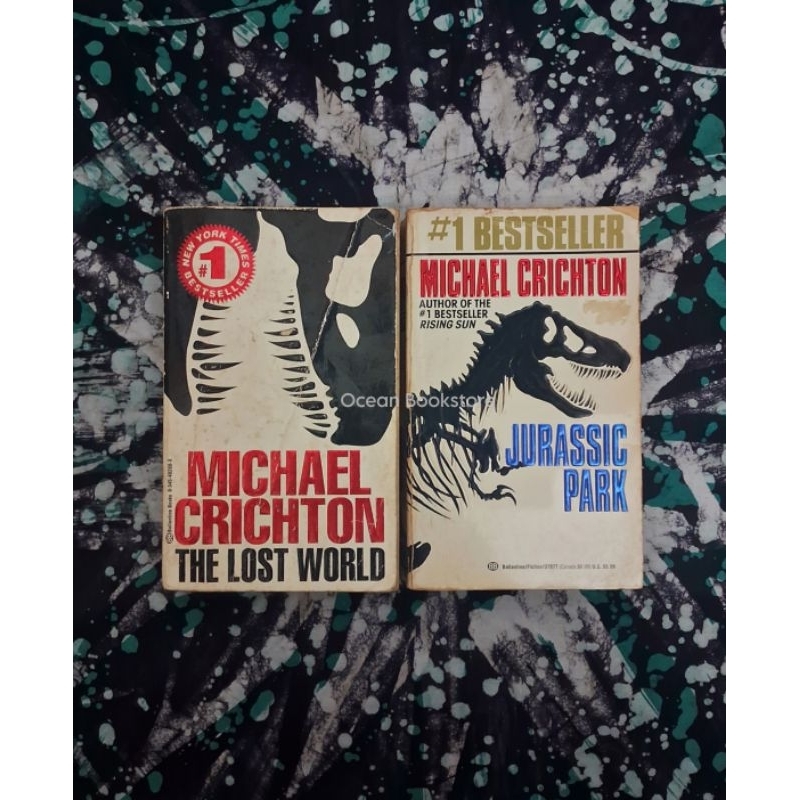 Jual Bundle Preloved• Jurassic Park & The Lost World - Michael Crichton (English) | Shopee Indonesia